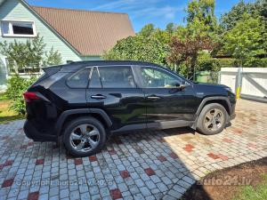 Melns Toyota RAV4 2019 Tallina, ar dzinēja tilpumu 2.50 L un nobraukumu 13 tūkst. km par 25200 €, foto 8 vietnē AUTOMOTO.COM.LV