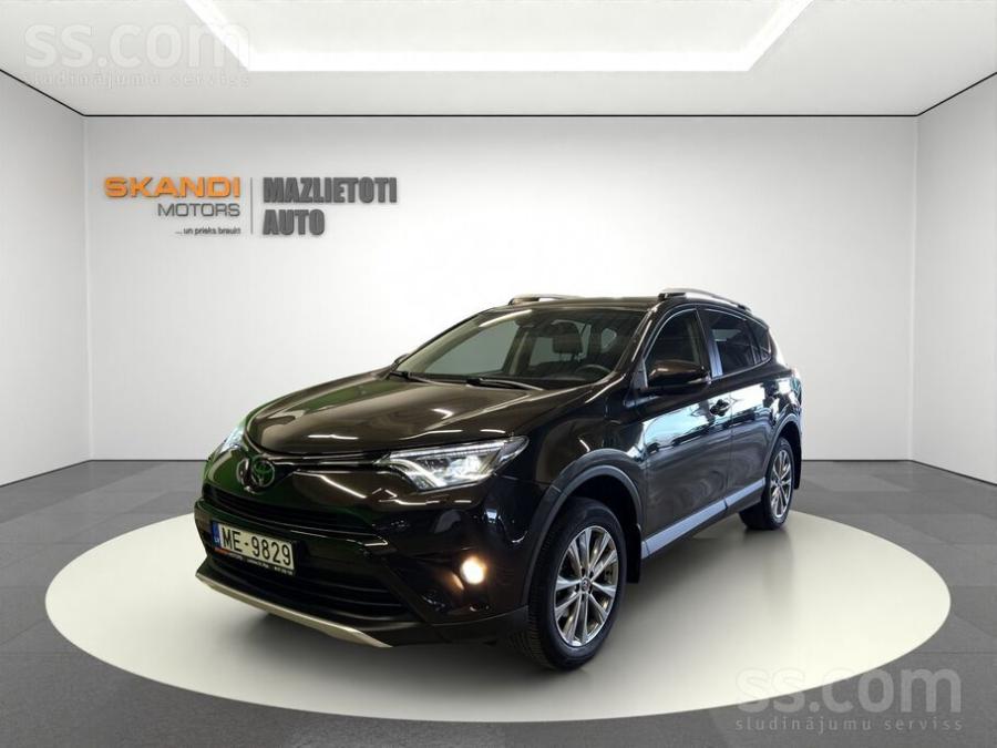Черный Тойота РАВ 4 2019 в Рига, объемом двигателя 2.00 л и пробегом 110 тыс. км за 18990 €, фото 1 на AUTOMOTO.COM.LV