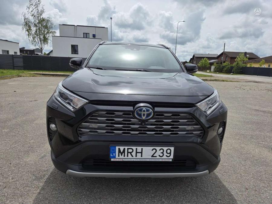 Melns Toyota RAV4 2019 Gargždai, ar dzinēja tilpumu 2.49 L un nobraukumu 105 tūkst. km par 27000 €, foto 6 vietnē AUTOMOTO.COM.LV