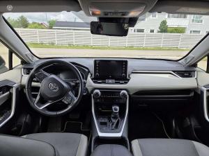 Melns Toyota RAV4 2019 Gargždai, ar dzinēja tilpumu 2.49 L un nobraukumu 105 tūkst. km par 27000 €, foto 8 vietnē AUTOMOTO.COM.LV