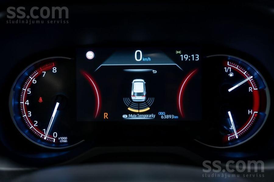 Melns Toyota RAV4 2019 Rīga, ar dzinēja tilpumu 2.00 L un nobraukumu 64 tūkst. km par 23490 €, foto 25 vietnē AUTOMOTO.COM.LV
