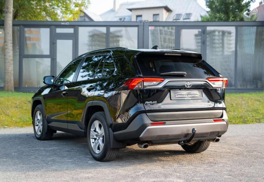Melns Toyota RAV4 2019 Viļņa, ar dzinēja tilpumu 1.99 L un nobraukumu 150 tūkst. km par 19500 €, foto 12 vietnē AUTOMOTO.COM.LV