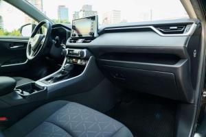 Melns Toyota RAV4 2019 Viļņa, ar dzinēja tilpumu 1.99 L un nobraukumu 150 tūkst. km par 19500 €, foto 19 vietnē AUTOMOTO.COM.LV