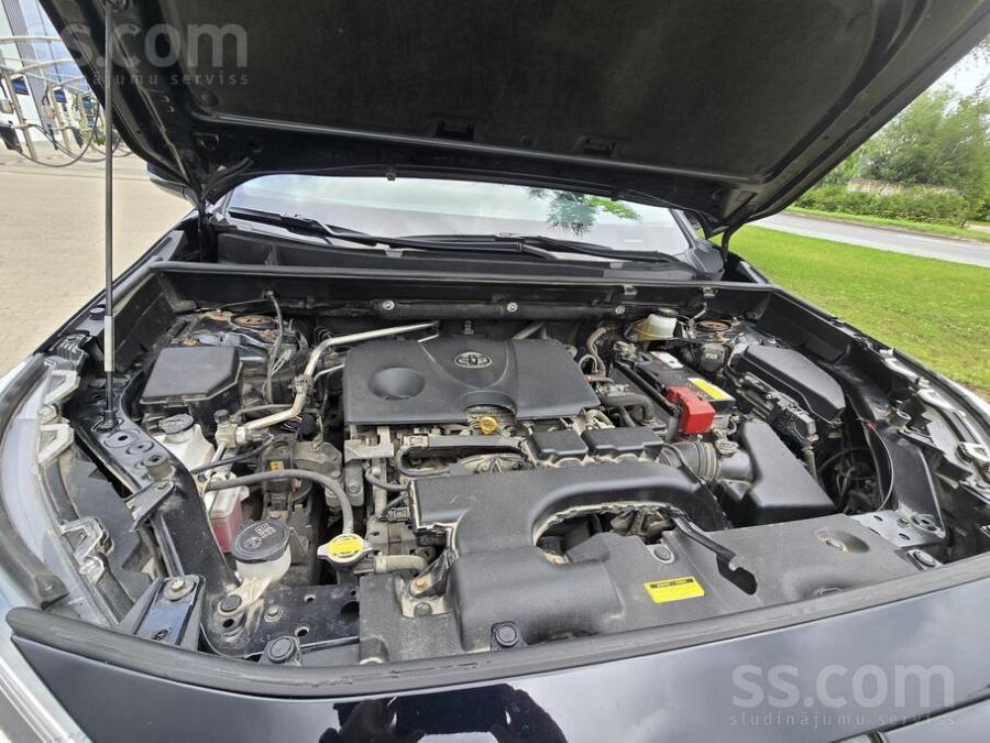 Melns Toyota RAV4 2019 Rīga, ar dzinēja tilpumu 2.00 L un nobraukumu 289 tūkst. km par 14990 €, foto 8 vietnē AUTOMOTO.COM.LV