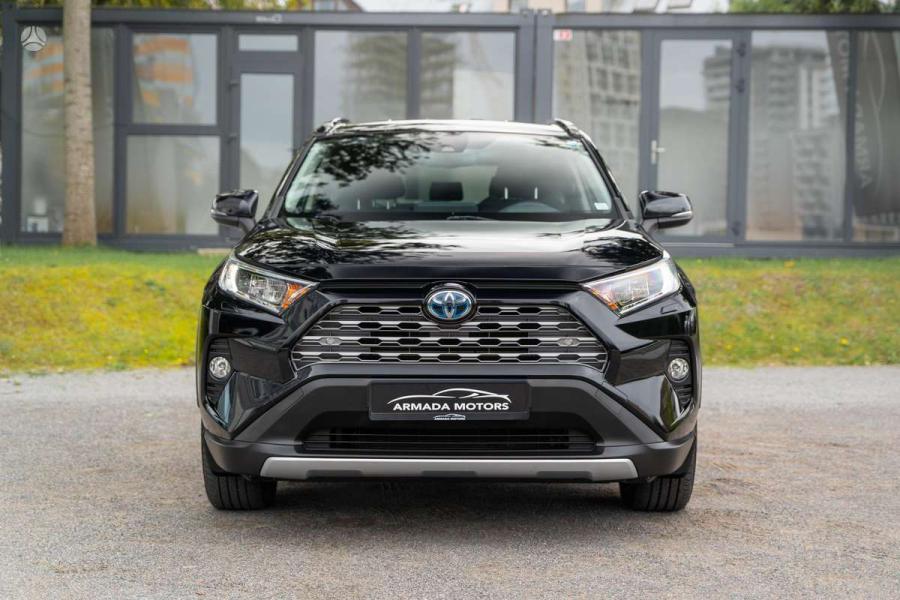Melns Toyota RAV4 2019 Viļņa, ar dzinēja tilpumu 2.49 L un nobraukumu 132 tūkst. km par 23500 €, foto 5 vietnē AUTOMOTO.COM.LV