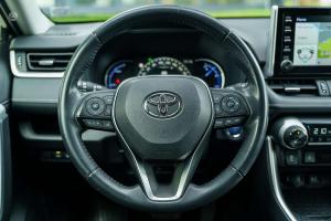 Melns Toyota RAV4 2019 Viļņa, ar dzinēja tilpumu 2.49 L un nobraukumu 132 tūkst. km par 23500 €, foto 23 vietnē AUTOMOTO.COM.LV