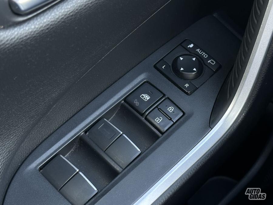 Melns Toyota RAV4 2019 Kauņa, ar dzinēja tilpumu 2.50 L un nobraukumu 110 tūkst. km par 23973 €, foto 22 vietnē AUTOMOTO.COM.LV