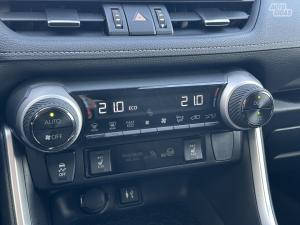 Melns Toyota RAV4 2019 Kauņa, ar dzinēja tilpumu 2.50 L un nobraukumu 110 tūkst. km par 23973 €, foto 26 vietnē AUTOMOTO.COM.LV