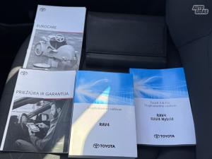 Black Toyota RAV4 2020 in Avizieniai, with an engine capacity of 2.00 L and mileage of 103 thousand km for 23500 €, photo 27 on AUTOMOTO.COM.LV