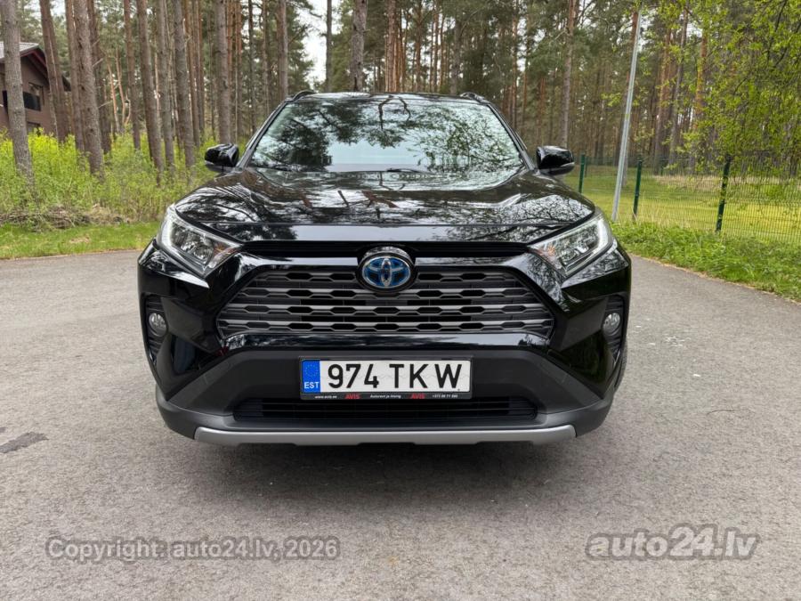 Melns Toyota RAV4 2020 Tallina, ar dzinēja tilpumu 2.50 L un nobraukumu 166 tūkst. km par 21300 €, foto 5 vietnē AUTOMOTO.COM.LV