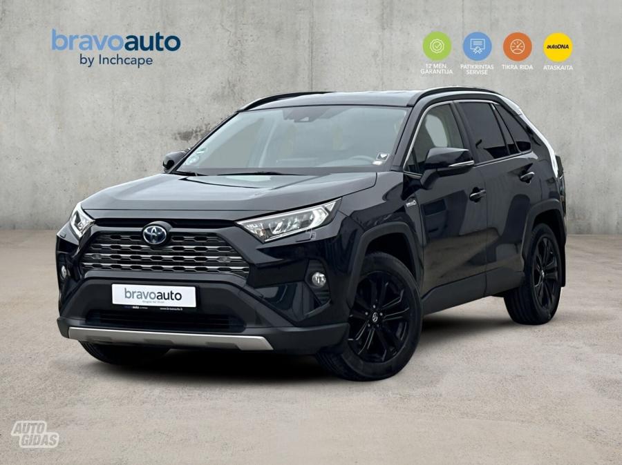 Melns Toyota RAV4 2020 Kauņa, ar dzinēja tilpumu 2.50 L un nobraukumu 119 tūkst. km par 27471 €, foto 1 vietnē AUTOMOTO.COM.LV