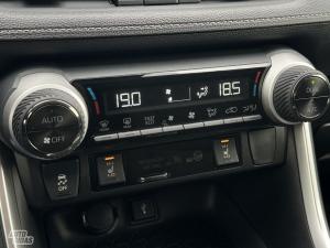 Melns Toyota RAV4 2020 Kauņa, ar dzinēja tilpumu 2.50 L un nobraukumu 119 tūkst. km par 27471 €, foto 26 vietnē AUTOMOTO.COM.LV