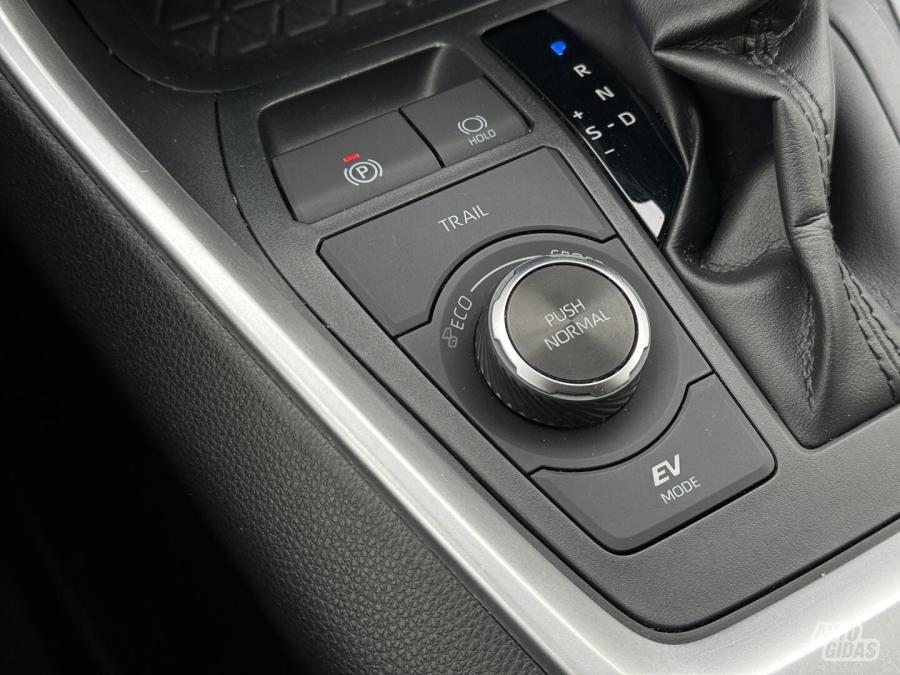 Melns Toyota RAV4 2020 Kauņa, ar dzinēja tilpumu 2.50 L un nobraukumu 119 tūkst. km par 27471 €, foto 28 vietnē AUTOMOTO.COM.LV