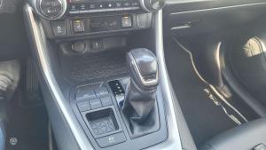 Black Toyota RAV4 2020 in Siauliai, with an engine capacity of 2.49 L and mileage of 177 thousand km for 21500 €, photo 25 on AUTOMOTO.COM.LV