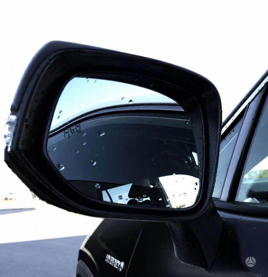 Black Toyota RAV4 2020 in Siauliai, with an engine capacity of 2.49 L and mileage of 350 thousand km for 17500 €, photo 14 on AUTOMOTO.COM.LV