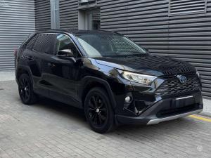Melns Toyota RAV4 2020 Viļņa, ar dzinēja tilpumu 2.49 L un nobraukumu 151 tūkst. km par 25500 €, foto 6 vietnē AUTOMOTO.COM.LV