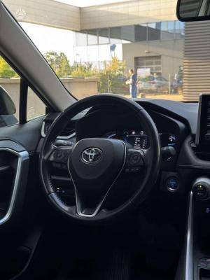 Melns Toyota RAV4 2020 Viļņa, ar dzinēja tilpumu 2.49 L un nobraukumu 151 tūkst. km par 25500 €, foto 13 vietnē AUTOMOTO.COM.LV