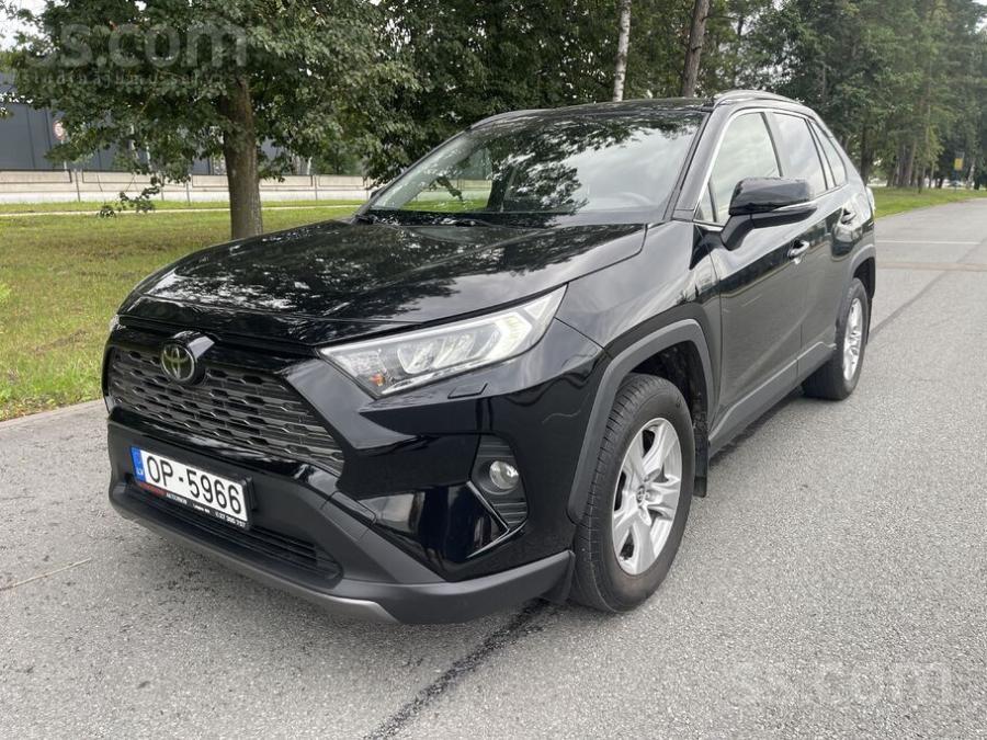 Melns Toyota RAV4 2020 Rīga, ar dzinēja tilpumu 2.00 L un nobraukumu 76 tūkst. km par 23900 €, foto 1 vietnē AUTOMOTO.COM.LV