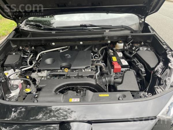 Black Toyota RAV4 2020 in Riga, with an engine capacity of 2.00 L and mileage of 76 thousand km for 23900 €, photo 10 on AUTOMOTO.COM.LV