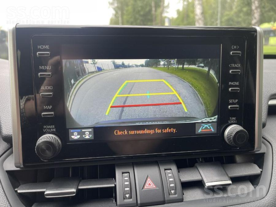 Melns Toyota RAV4 2020 Rīga, ar dzinēja tilpumu 2.00 L un nobraukumu 76 tūkst. km par 23900 €, foto 13 vietnē AUTOMOTO.COM.LV