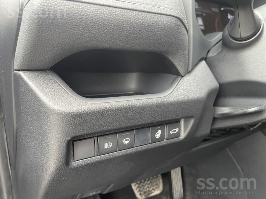 Melns Toyota RAV4 2020 Rīga, ar dzinēja tilpumu 2.00 L un nobraukumu 76 tūkst. km par 23900 €, foto 19 vietnē AUTOMOTO.COM.LV