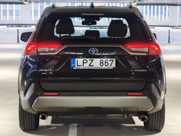 Тойота РАВ 4 2020 в Вильнюс на AUTOMOTO.COM.LV Черный Тойота РАВ 4 2020 в Вильнюс, объемом двигателя 2.50 л и пробегом 171 тыс. км за 25000 €, фото 7 на AUTOMOTO.COM.LV