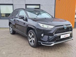 Melns Toyota RAV4 2021 Viļņa, ar dzinēja tilpumu 2.49 L un nobraukumu 82 tūkst. km par 34500 €, foto 2 vietnē AUTOMOTO.COM.LV