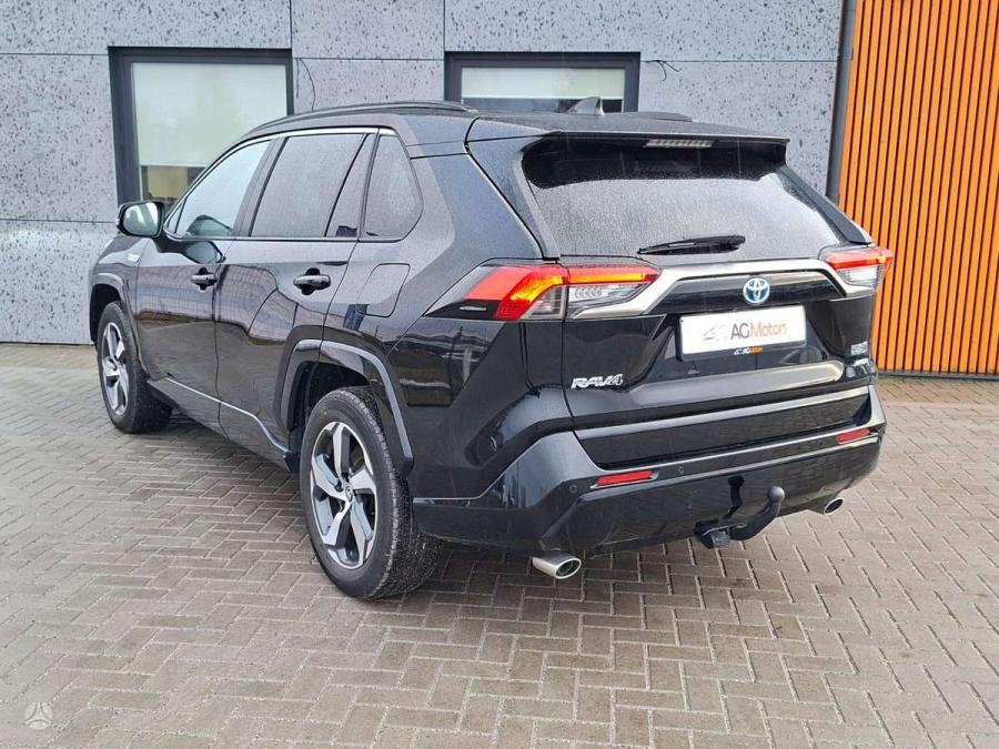 Melns Toyota RAV4 2021 Viļņa, ar dzinēja tilpumu 2.49 L un nobraukumu 82 tūkst. km par 34500 €, foto 4 vietnē AUTOMOTO.COM.LV