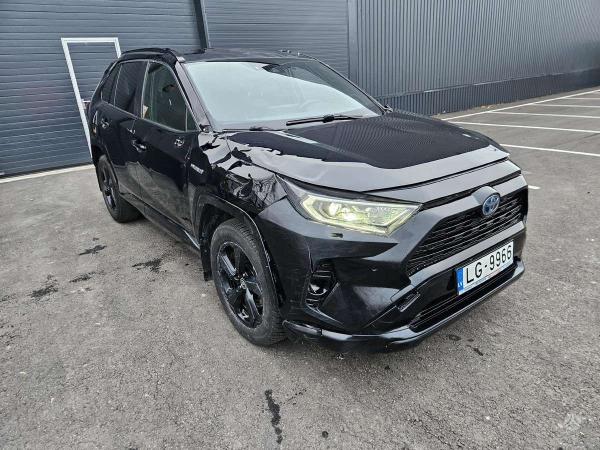 Melns Toyota RAV4 2021 Kauņa, ar dzinēja tilpumu 2.49 L un nobraukumu 109 tūkst. km par 10900 €, foto 9 vietnē AUTOMOTO.COM.LV