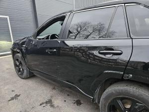 Black Toyota RAV4 2021 in Kaunas, with an engine capacity of 2.49 L and mileage of 109 thousand km for 10900 €, photo 18 on AUTOMOTO.COM.LV