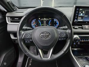 Black Toyota RAV4 2021 in Kaunas, with an engine capacity of 2.49 L and mileage of 109 thousand km for 10900 €, photo 30 on AUTOMOTO.COM.LV