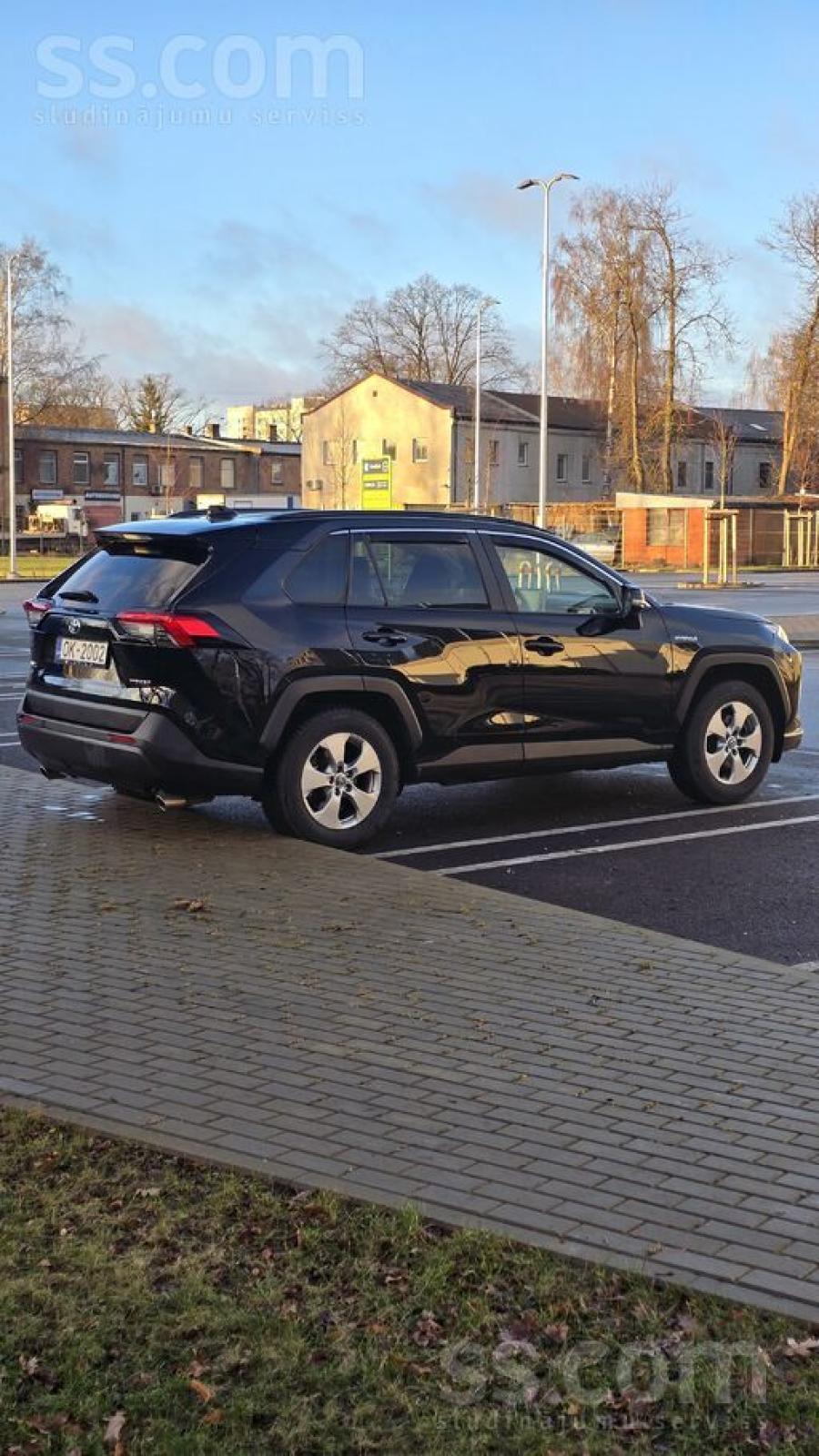 Melns Toyota RAV4 2021 Rīga, ar dzinēja tilpumu 2.50 L un nobraukumu 233 tūkst. km par 23500 €, foto 5 vietnē AUTOMOTO.COM.LV