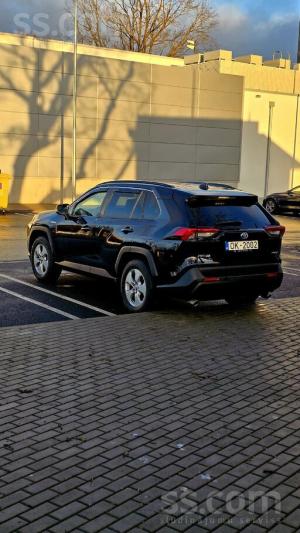 Melns Toyota RAV4 2021 Rīga, ar dzinēja tilpumu 2.50 L un nobraukumu 233 tūkst. km par 23500 €, foto 7 vietnē AUTOMOTO.COM.LV