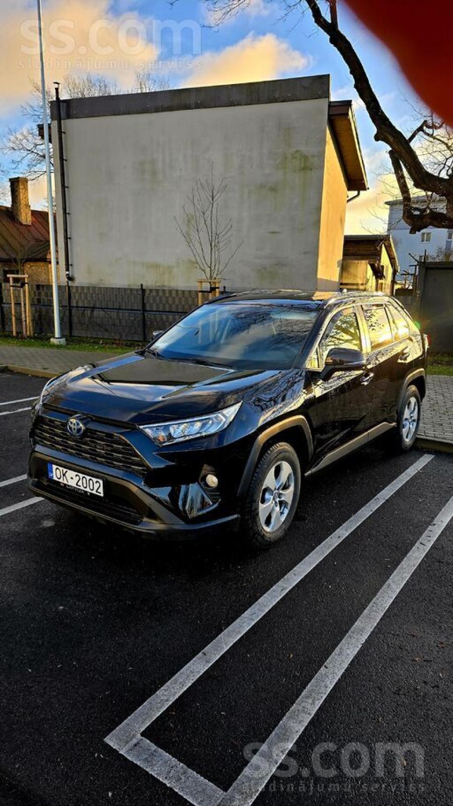 Melns Toyota RAV4 2021 Rīga, ar dzinēja tilpumu 2.50 L un nobraukumu 233 tūkst. km par 23500 €, foto 9 vietnē AUTOMOTO.COM.LV