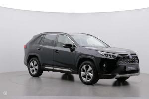 Black Toyota RAV4 2021 in Vilnius, with an engine capacity of 2.49 L and mileage of 35 thousand km for 32900 €, photo 19 on AUTOMOTO.COM.LV