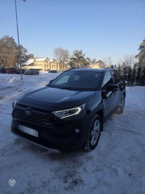 Melns Toyota RAV4 2021 Druskininkai, ar dzinēja tilpumu 2.49 L un nobraukumu 178 tūkst. km par 27000 €, foto  vietnē AUTOMOTO.COM.LV