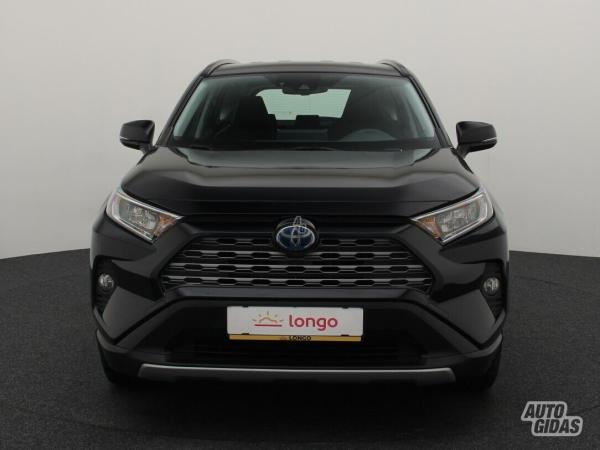 Black Toyota RAV4 2021 in Vilnius, with an engine capacity of 2.50 L and mileage of 182 thousand km for 23199 €, photo 3 on AUTOMOTO.COM.LV