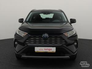 Black Toyota RAV4 2021 in Vilnius, with an engine capacity of 2.50 L and mileage of 182 thousand km for 23199 €, photo 3 on AUTOMOTO.COM.LV
