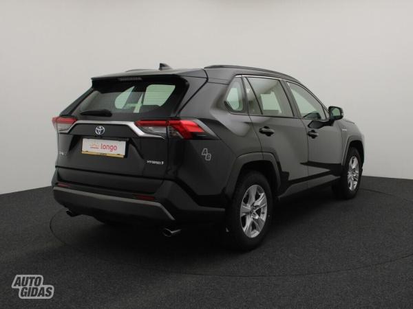 Black Toyota RAV4 2021 in Vilnius, with an engine capacity of 2.50 L and mileage of 182 thousand km for 23199 €, photo 8 on AUTOMOTO.COM.LV