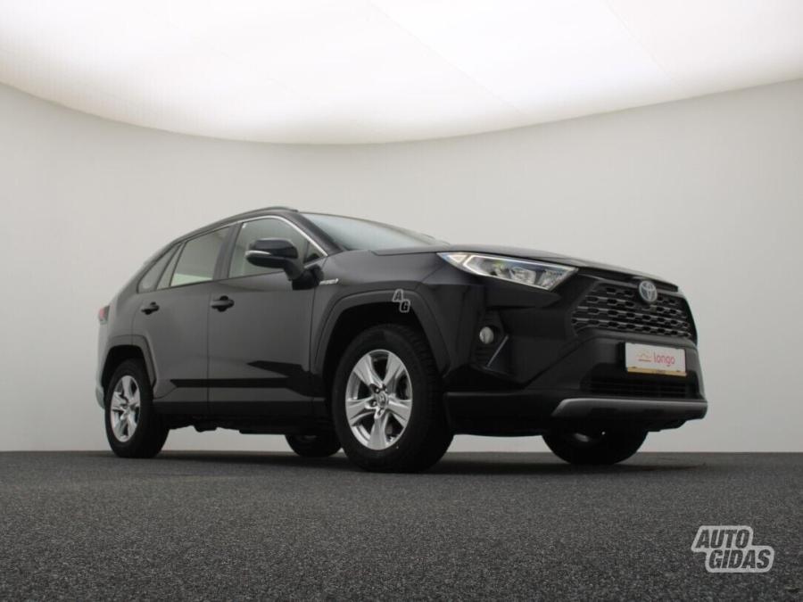 Black Toyota RAV4 2021 in Vilnius, with an engine capacity of 2.50 L and mileage of 182 thousand km for 23199 €, photo 11 on AUTOMOTO.COM.LV