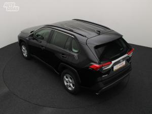 Black Toyota RAV4 2021 in Vilnius, with an engine capacity of 2.50 L and mileage of 182 thousand km for 23199 €, photo 12 on AUTOMOTO.COM.LV
