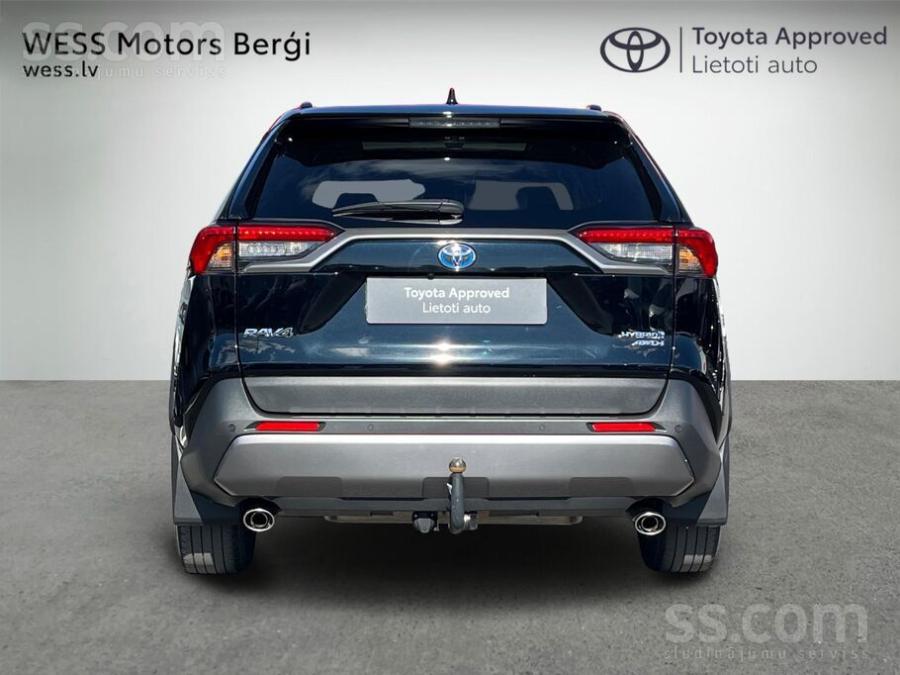Melns Toyota RAV4 2021 Rīga, ar dzinēja tilpumu 2.50 L un nobraukumu 127 tūkst. km par 32990 €, foto 5 vietnē AUTOMOTO.COM.LV