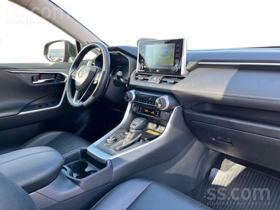 Melns Toyota RAV4 2021 Rīga, ar dzinēja tilpumu 2.50 L un nobraukumu 127 tūkst. km par 32990 €, foto 7 vietnē AUTOMOTO.COM.LV