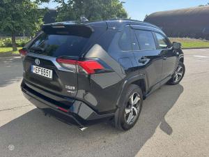 Black Toyota RAV4 2021 in Klaipeda, with an engine capacity of 2.49 L and mileage of 195 thousand km for 29200 €, photo 6 on AUTOMOTO.COM.LV