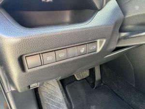 Black Toyota RAV4 2021 in Klaipeda, with an engine capacity of 2.49 L and mileage of 195 thousand km for 29200 €, photo 18 on AUTOMOTO.COM.LV