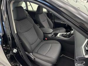 Melns Toyota RAV4 2021 Viļņa, ar dzinēja tilpumu 2.49 L un nobraukumu 80 tūkst. km par 29700 €, foto 9 vietnē AUTOMOTO.COM.LV