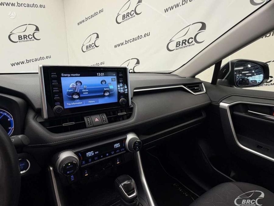 Melns Toyota RAV4 2021 Viļņa, ar dzinēja tilpumu 2.49 L un nobraukumu 80 tūkst. km par 29700 €, foto 27 vietnē AUTOMOTO.COM.LV