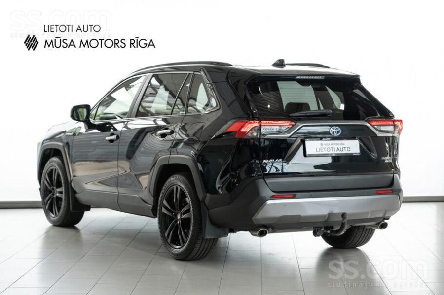Melns Toyota RAV4 2021 Rīga, ar dzinēja tilpumu 2.50 L un nobraukumu 126 tūkst. km par 29900 €, foto 11 vietnē AUTOMOTO.COM.LV