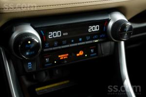 Melns Toyota RAV4 2021 Rīga, ar dzinēja tilpumu 2.50 L un nobraukumu 126 tūkst. km par 29900 €, foto 25 vietnē AUTOMOTO.COM.LV