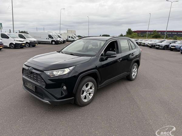 Melns Toyota RAV4 2021 Viļņa, ar dzinēja tilpumu 1.99 L un nobraukumu 183 tūkst. km par 16500 €, foto 1 vietnē AUTOMOTO.COM.LV